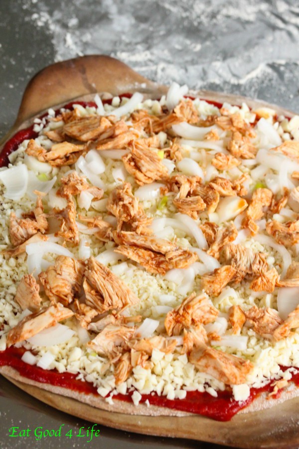 Chipotle chicken pizza
