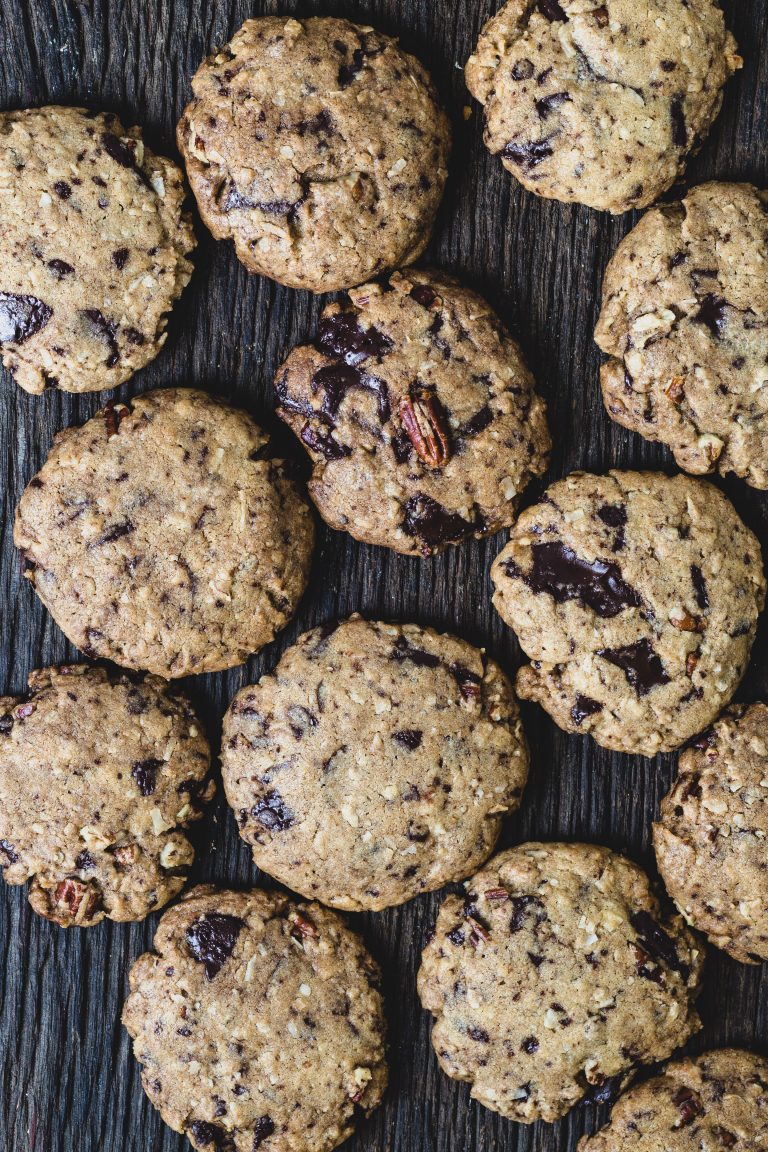Whole wheat chocolate pecan coconut cookies - Eat Good 4 Life